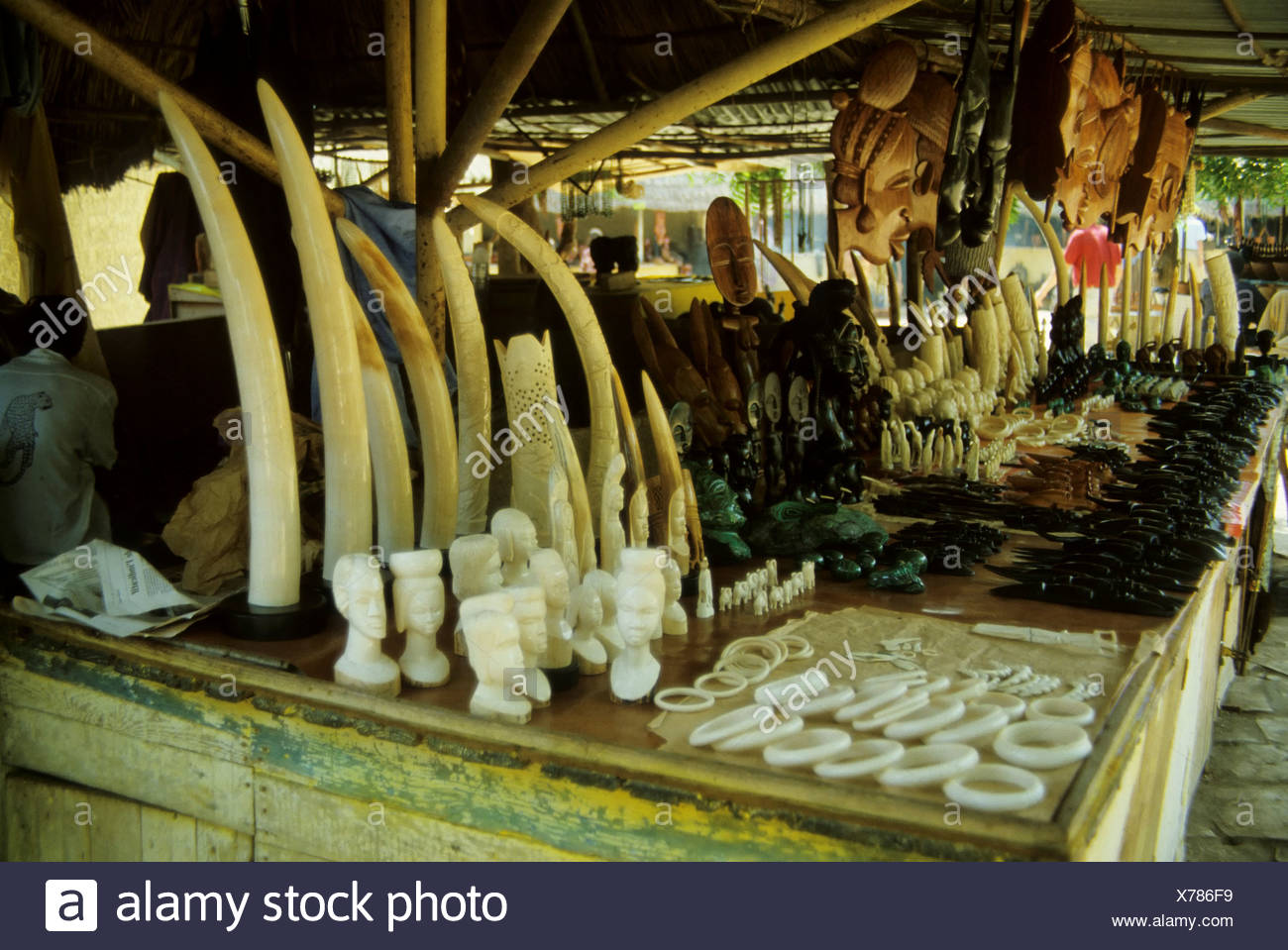 Ivory Carvings Stock Photos & Ivory Carvings Stock Images - Alamy