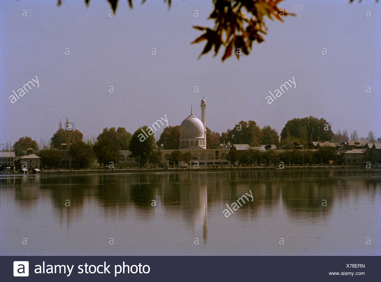 Hazrat Bal Dargah High Resolution Stock Photography and Images - Alamy