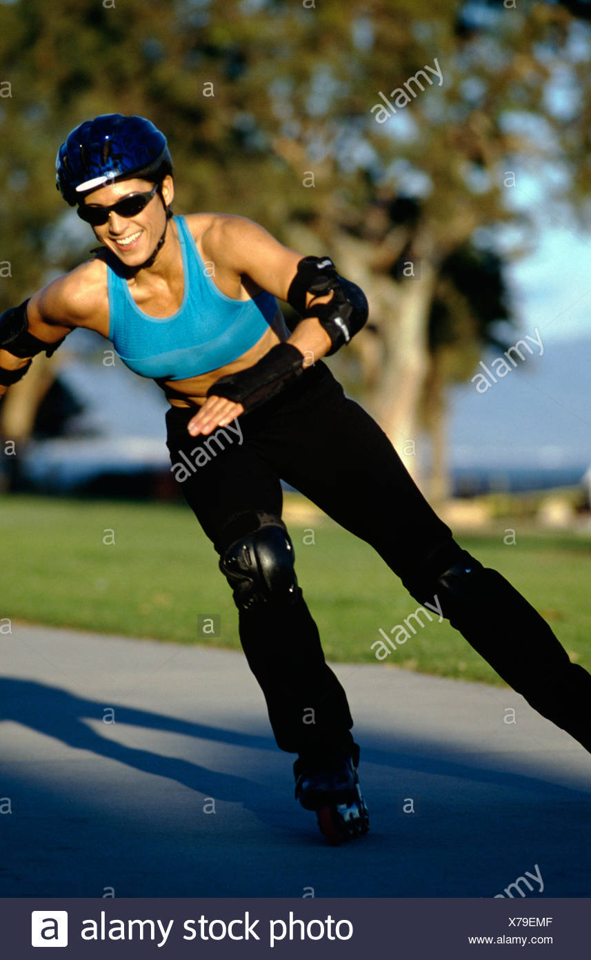 Rollerblading Stock Photos & Rollerblading Stock Images - Alamy