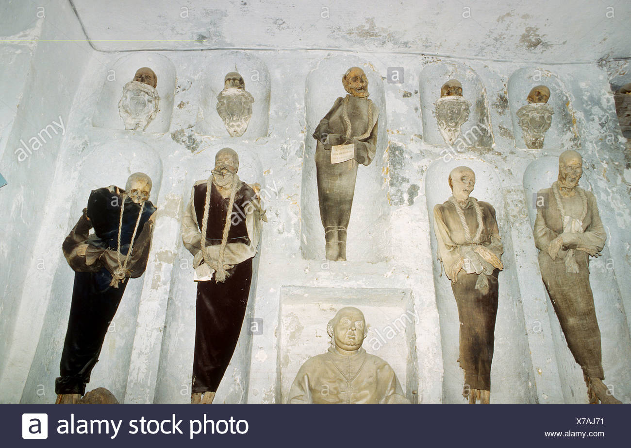 Mummies High Resolution Stock Photography and Images - Alamy