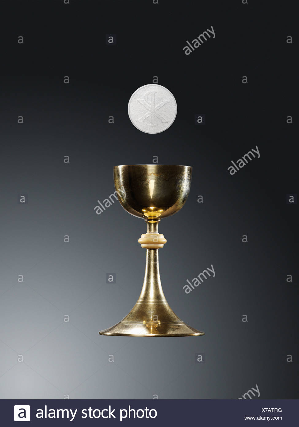 Chalice And Host High Resolution Stock Photography and Images - Alamy