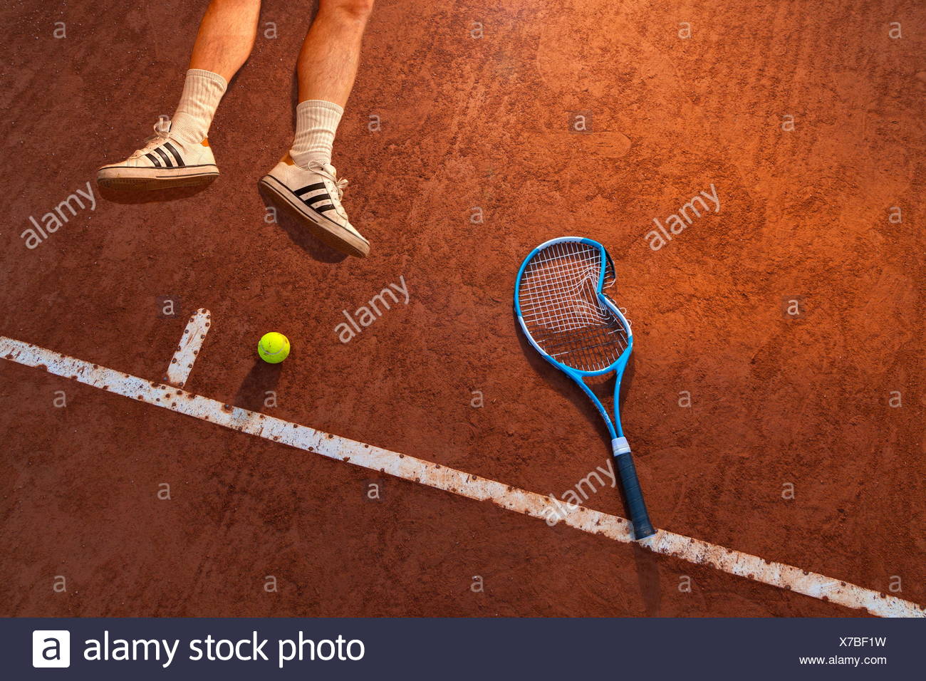 Broken Tennis Racket High Resolution Stock Photography and Images - Alamy
