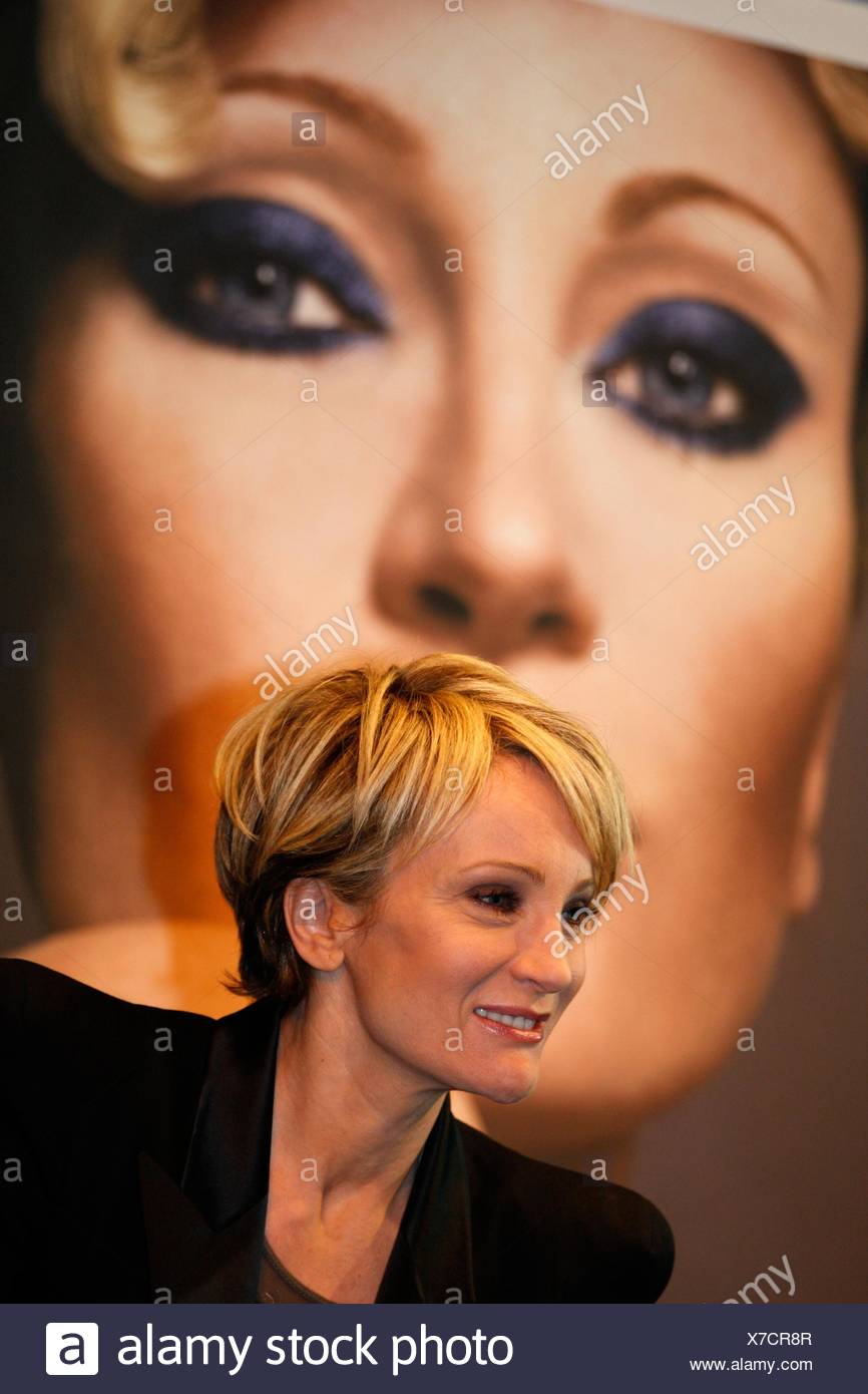 French Female Singer High Resolution Stock Photography and Images - Alamy