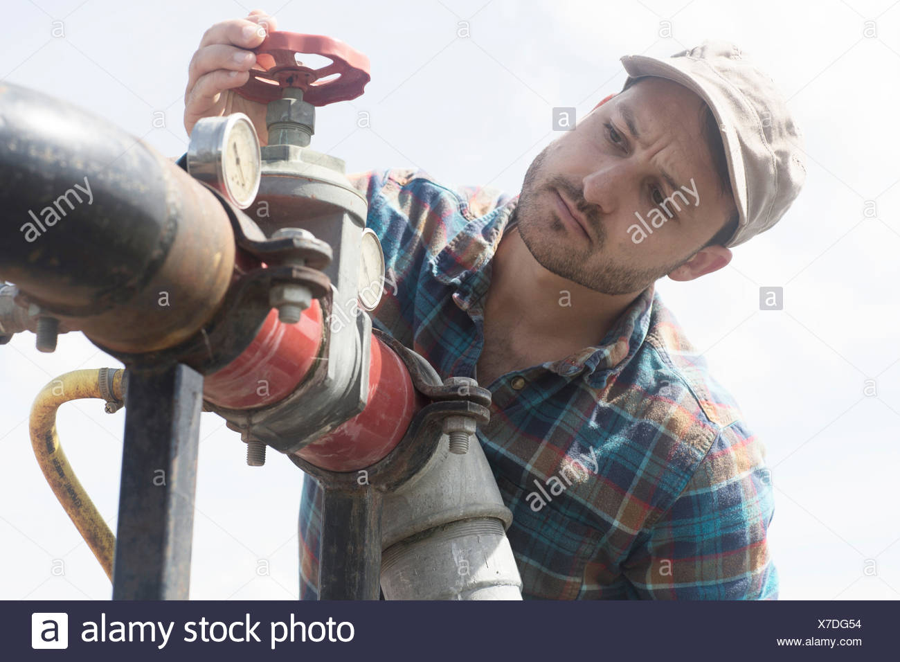 Valve Opening High Resolution Stock Photography and Images - Alamy