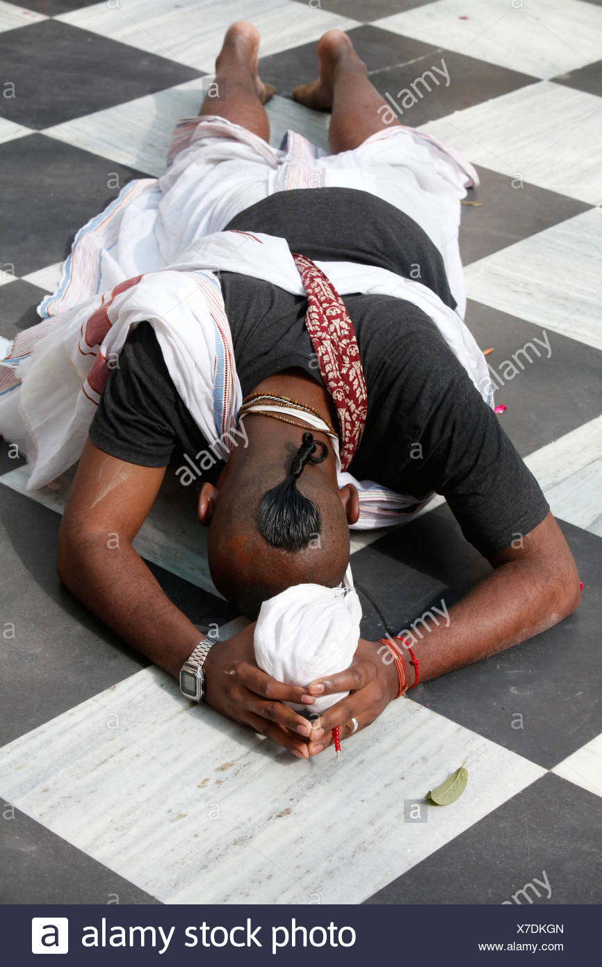 Devotee High Resolution Stock Photography and Images - Alamy