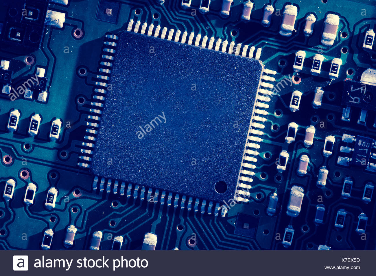 Micro Electronic Circuit High Resolution Stock Photography and Images ...