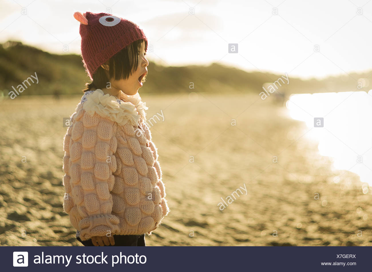 Singing Beach High Resolution Stock Photography and Images - Alamy