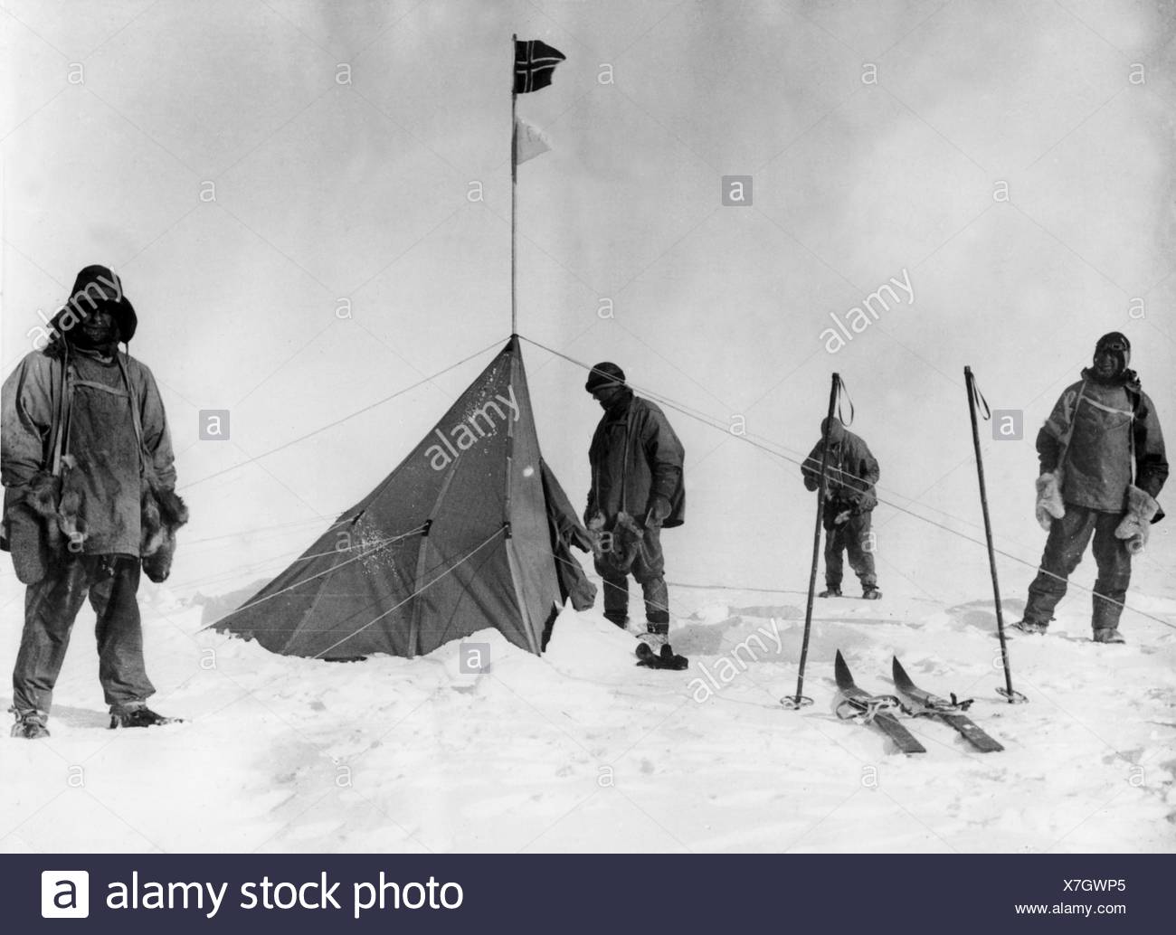 British Men Tent High Resolution Stock Photography and Images - Alamy