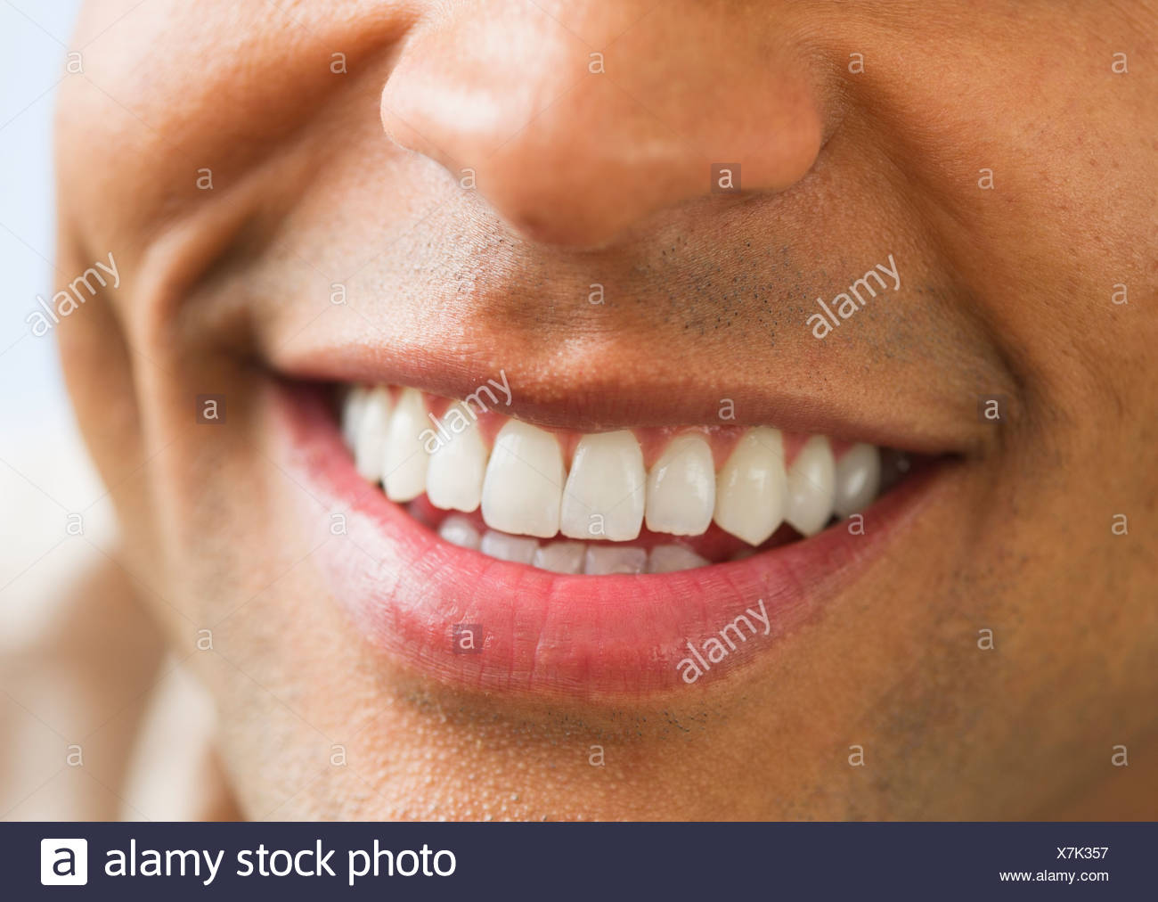 Straight Teeth High Resolution Stock Photography and Images - Alamy