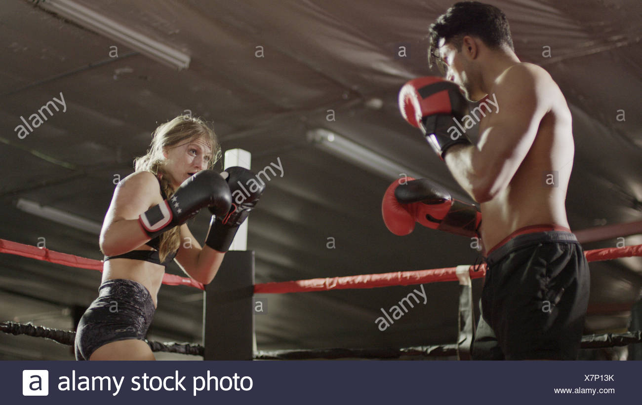 Boxers During Boxing Match Stock Photos & Boxers During Boxing Match ...