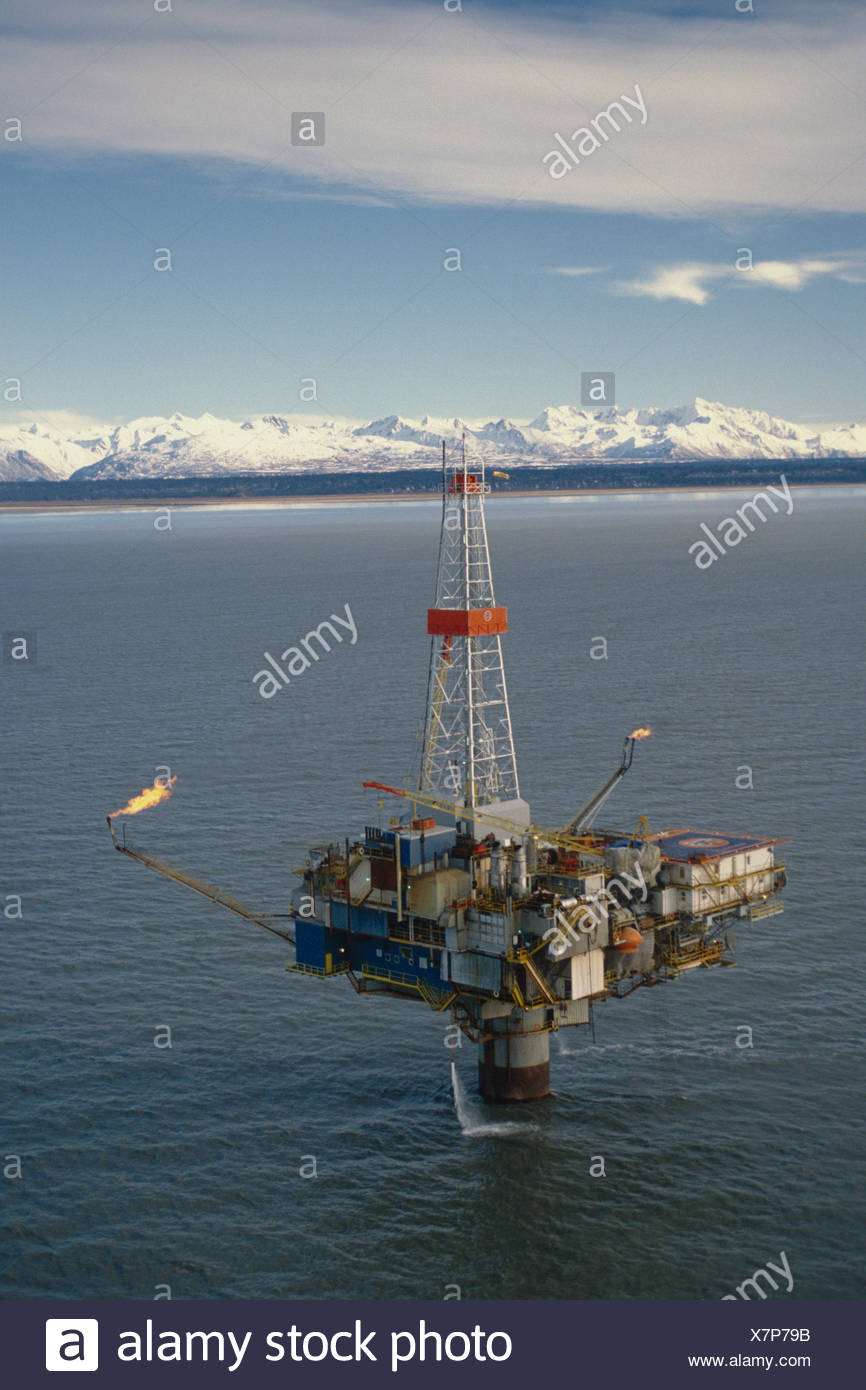 Alaska Offshore Oil Rig Stock Photos & Alaska Offshore Oil Rig Stock ...