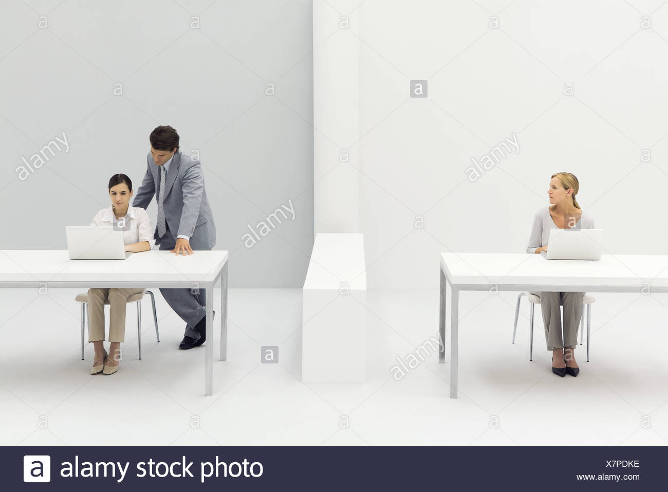 Hand On Shoulder Behind Shoulder High Resolution Stock Photography and ...