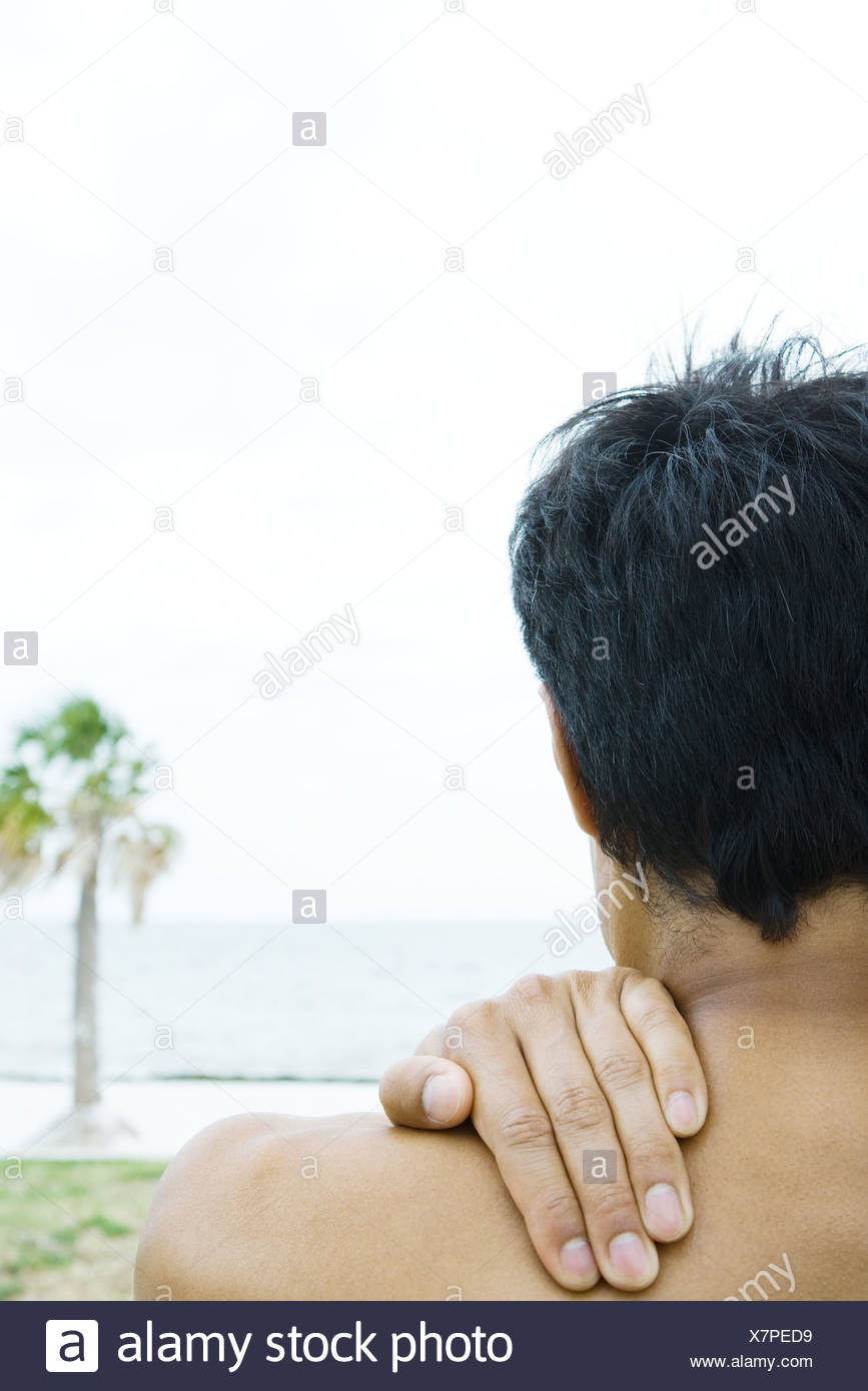 Hand Over Shoulder Stock Photos & Hand Over Shoulder Stock Images - Alamy