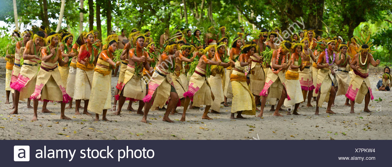 Traditional Dancing Solomon Islands Stock Photos & Traditional Dancing ...
