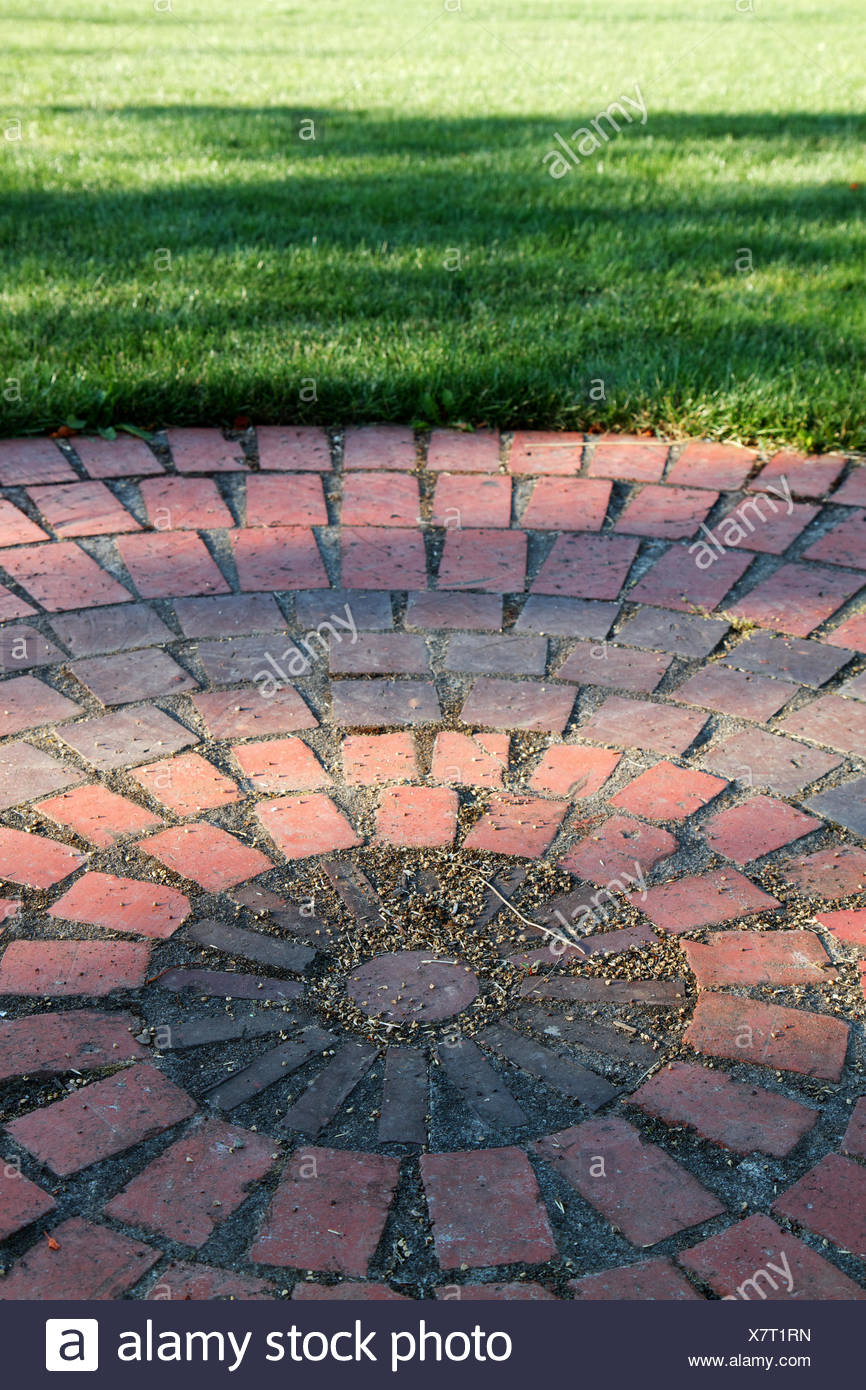Brick Circle High Resolution Stock Photography and Images - Alamy