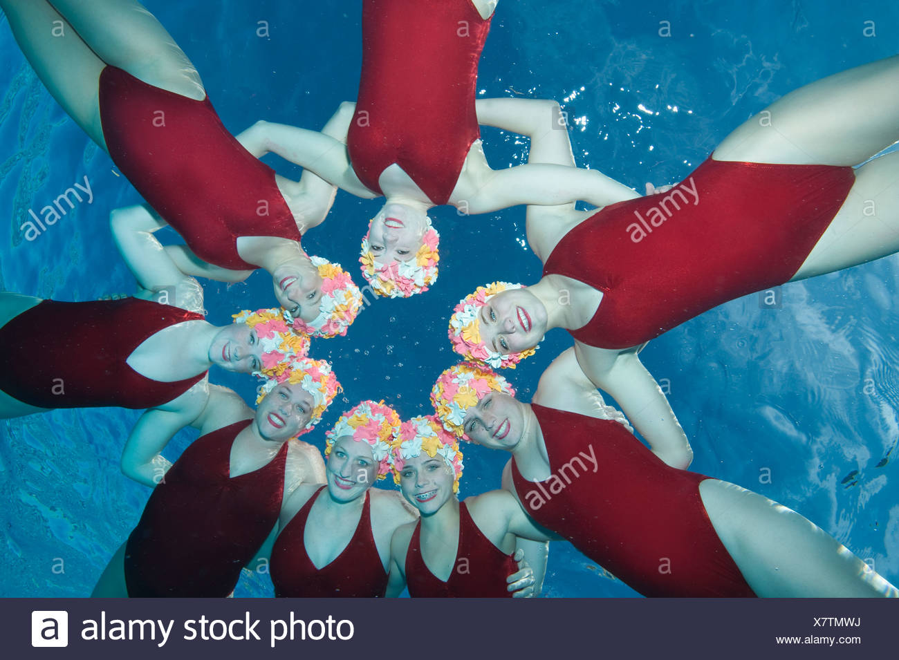 Synchronised Swimming Team Stock Photos & Synchronised Swimming Team ...