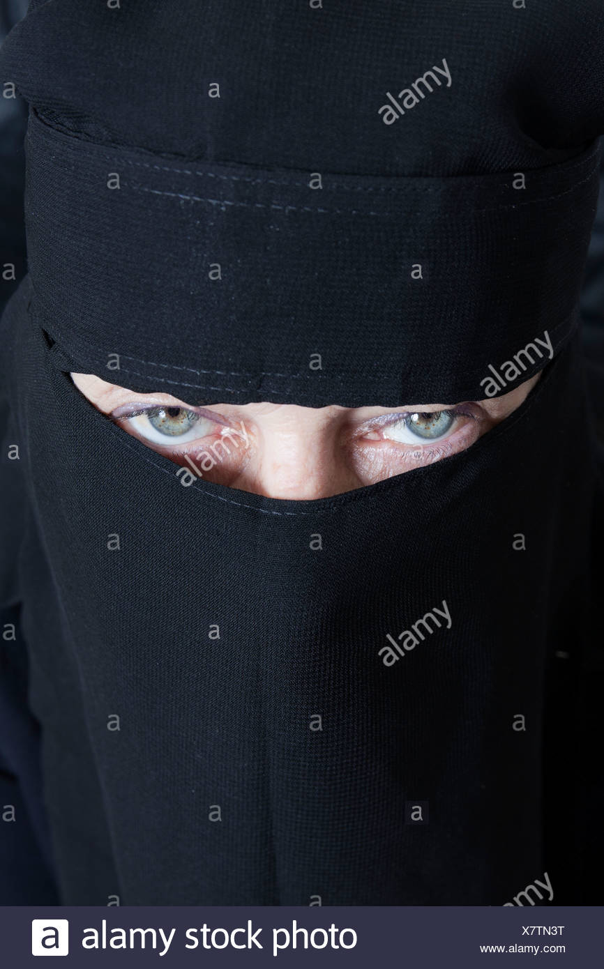 Burka High Resolution Stock Photography and Images - Alamy
