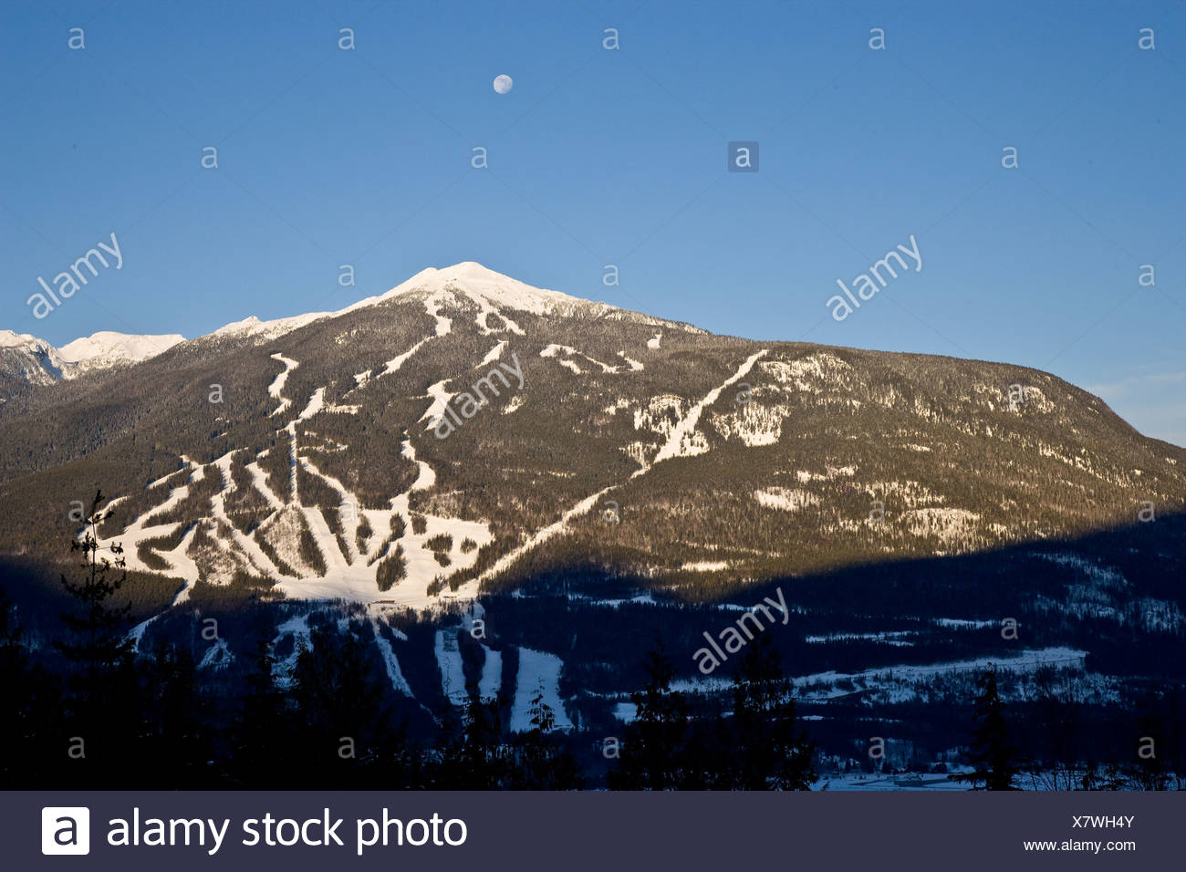 Revelstoke Mountain Resort High Resolution Stock Photography and Images ...