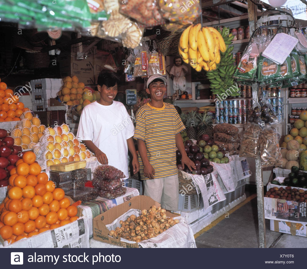 Filipino S High Resolution Stock Photography and Images - Alamy
