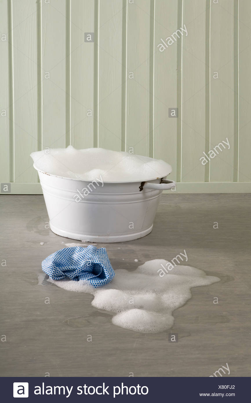 Bucket Of Soapy Water High Resolution Stock Photography and Images - Alamy