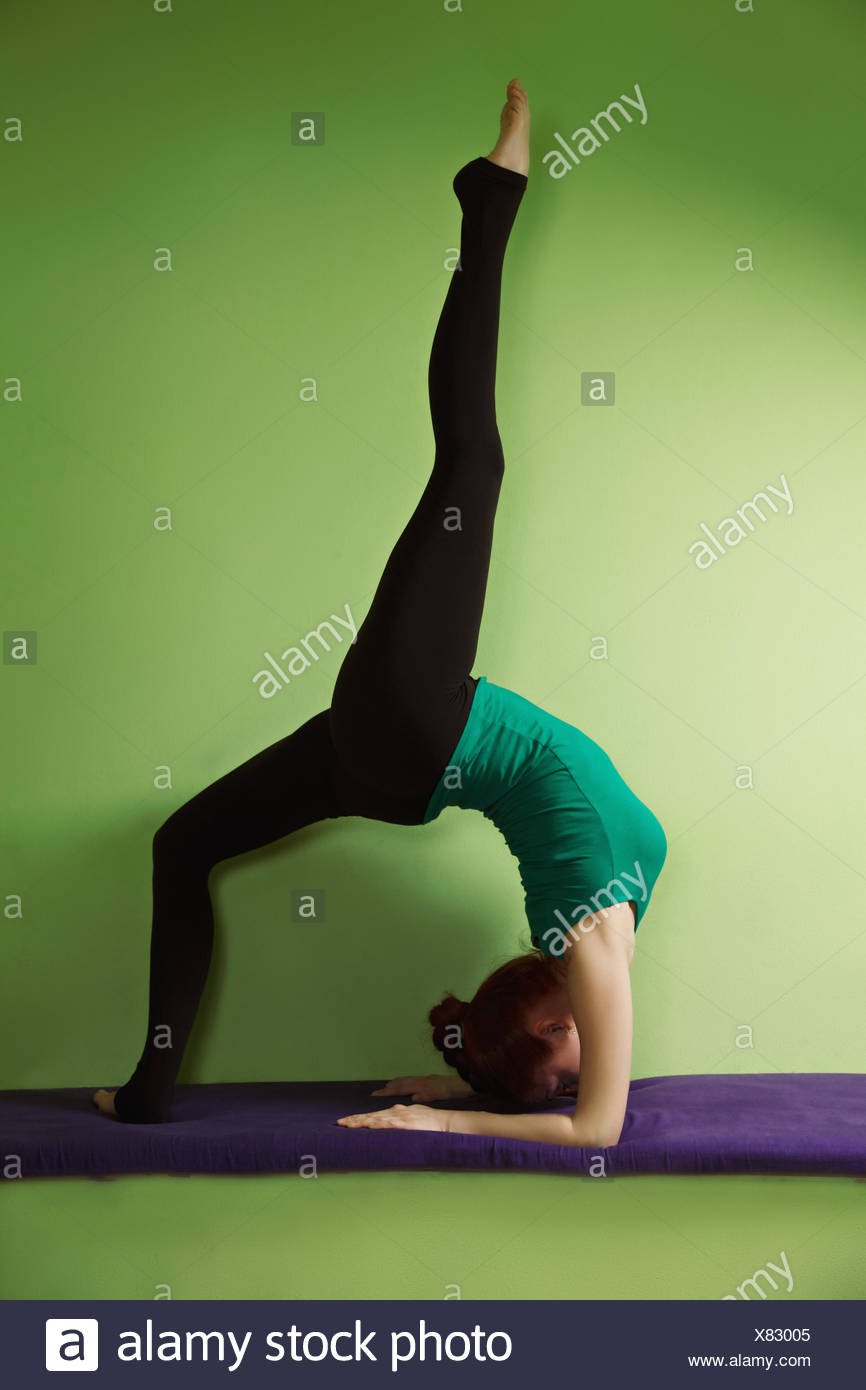 Human Leg Stand High Resolution Stock Photography and Images - Alamy