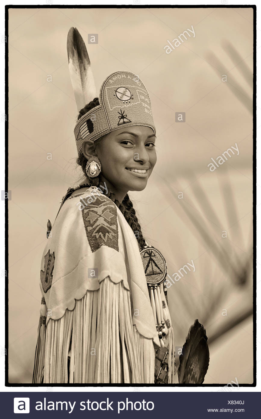 American Indian Bead High Resolution Stock Photography and Images - Alamy