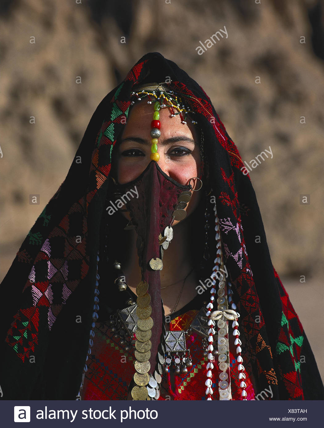 Bedouin Jewellery Stock Photos & Bedouin Jewellery Stock Images - Alamy