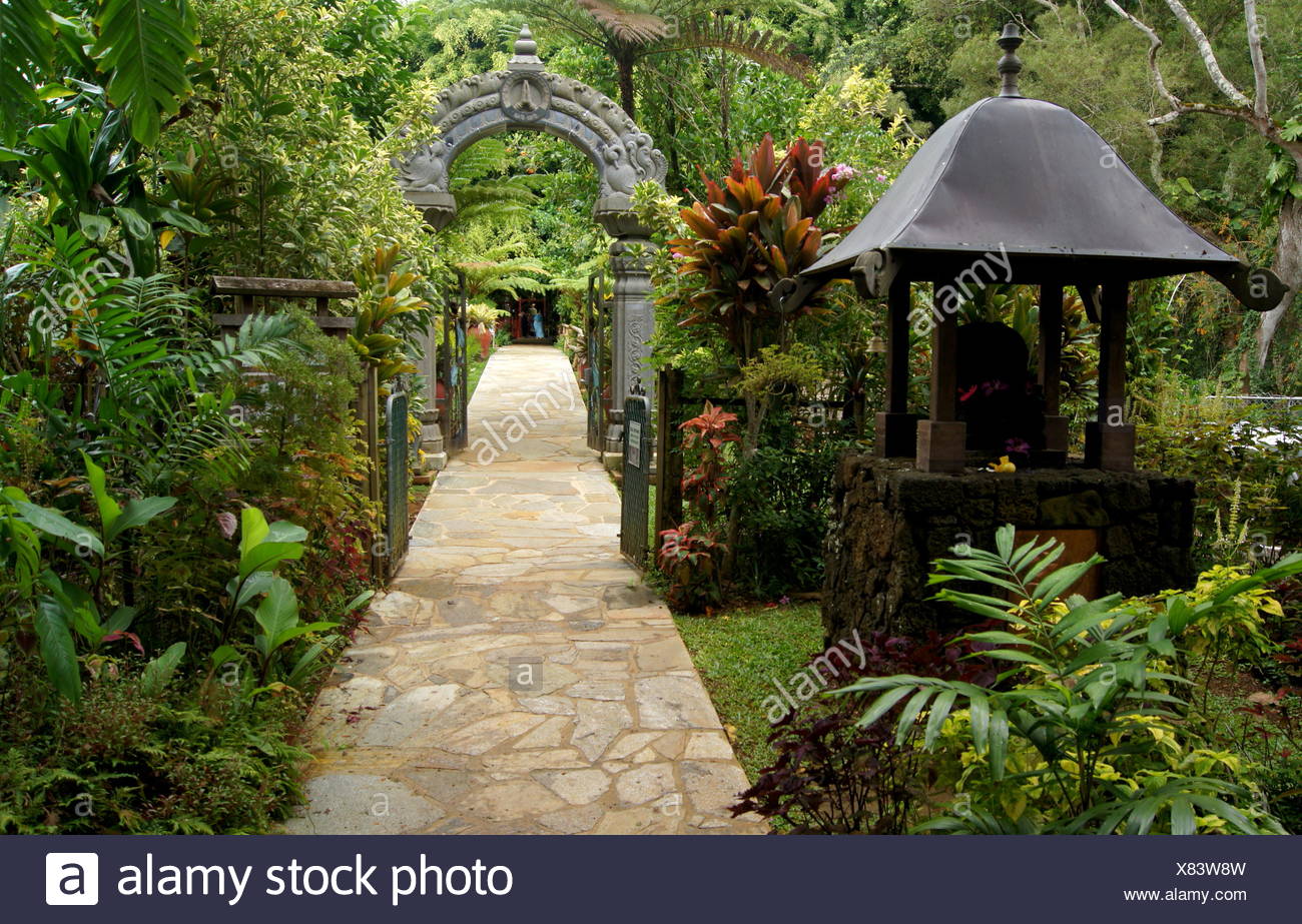 Kauai Hindu Monastery High Resolution Stock Photography and Images - Alamy