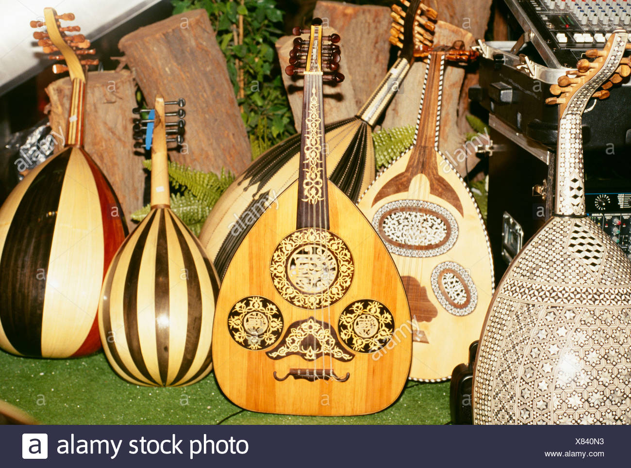 Arab Musical Instruments Stock Photos & Arab Musical Instruments Stock ...