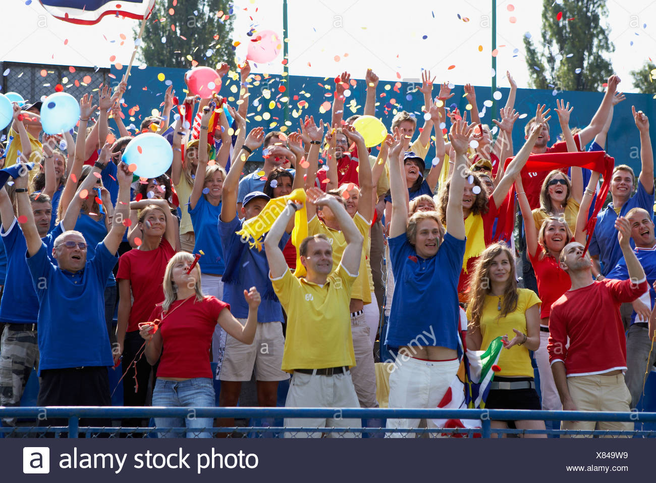 Stadium Crowd Cheering Stock Photos & Stadium Crowd Cheering Stock ...