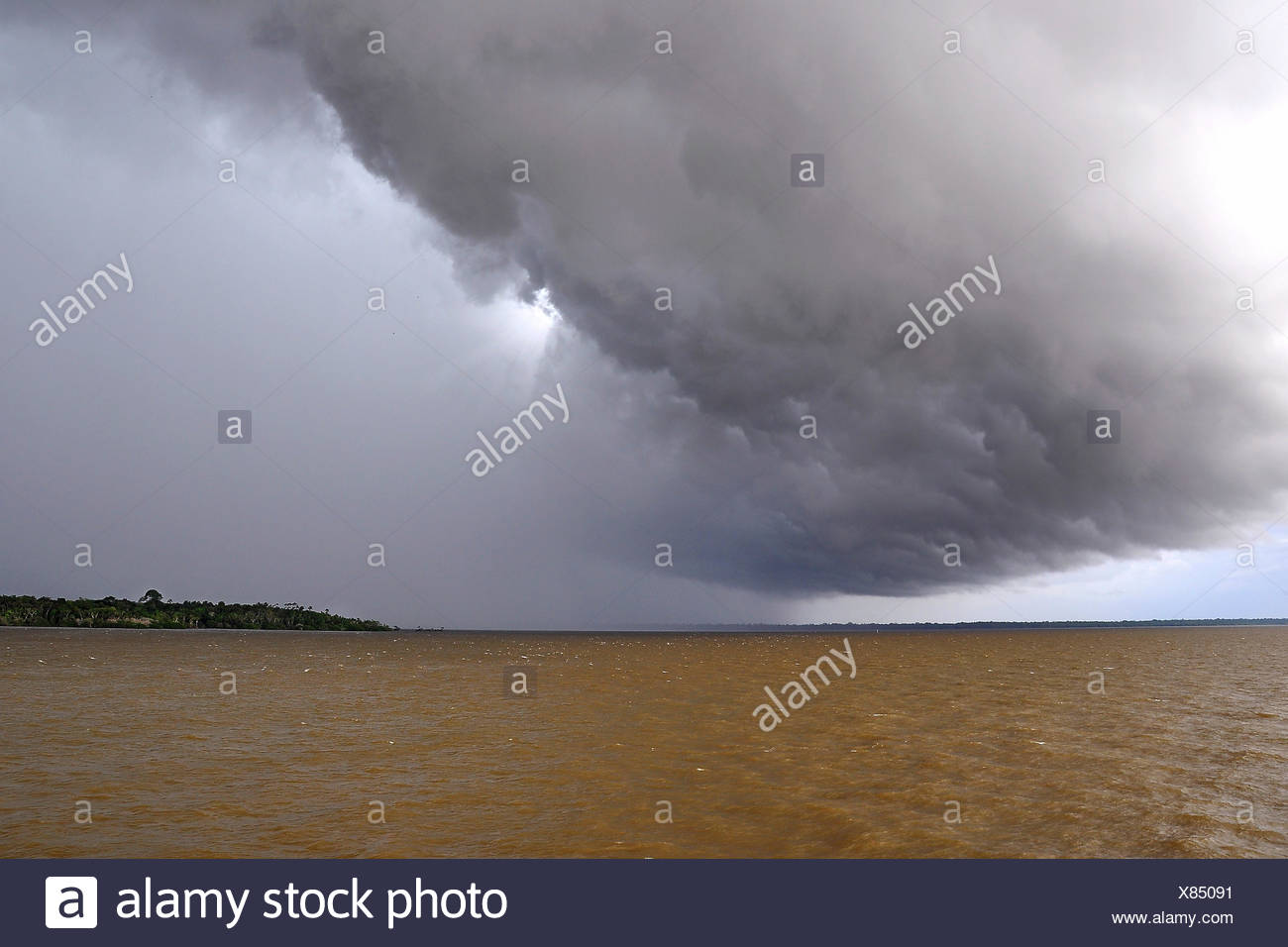 Dark Menacing Storm Clouds High Resolution Stock Photography and Images ...