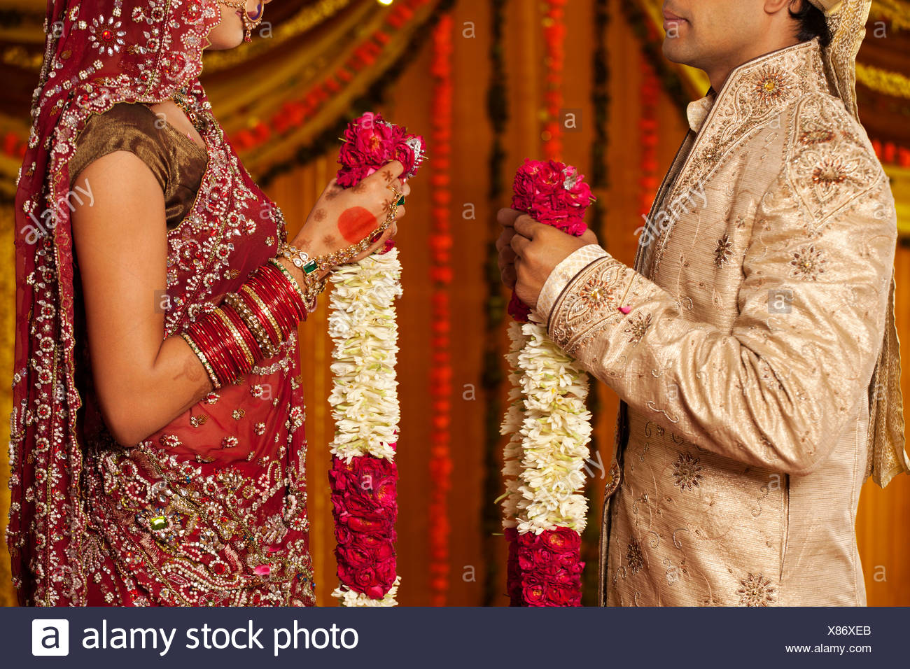 Indian Garlands Stock Photos & Indian Garlands Stock Images - Alamy
