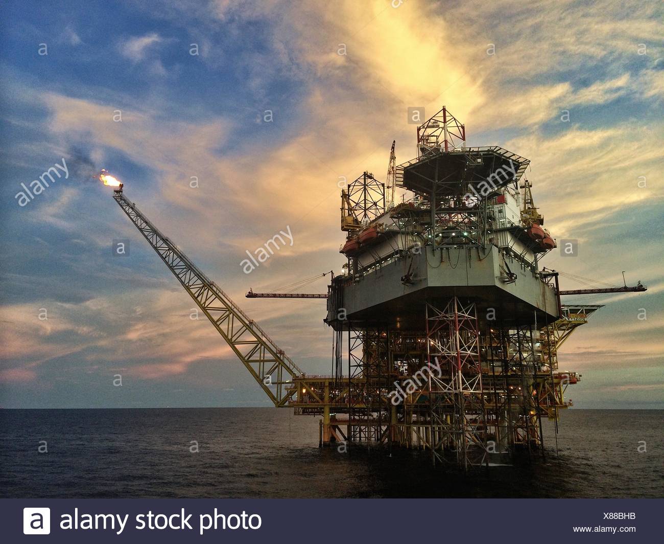 Jack Up Oil Rig High Resolution Stock Photography and Images - Alamy