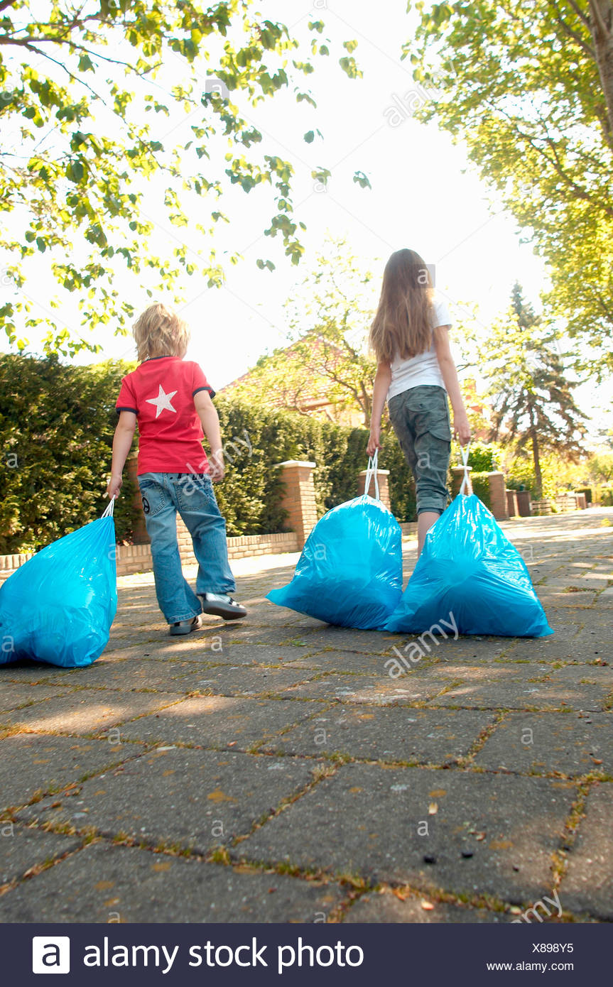 Garbage Disposal Stock Photos & Garbage Disposal Stock Images - Alamy