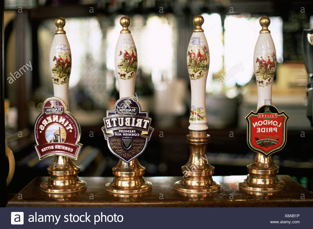 Pub Beer Pump Handles High Resolution Stock Photography and Images - Alamy