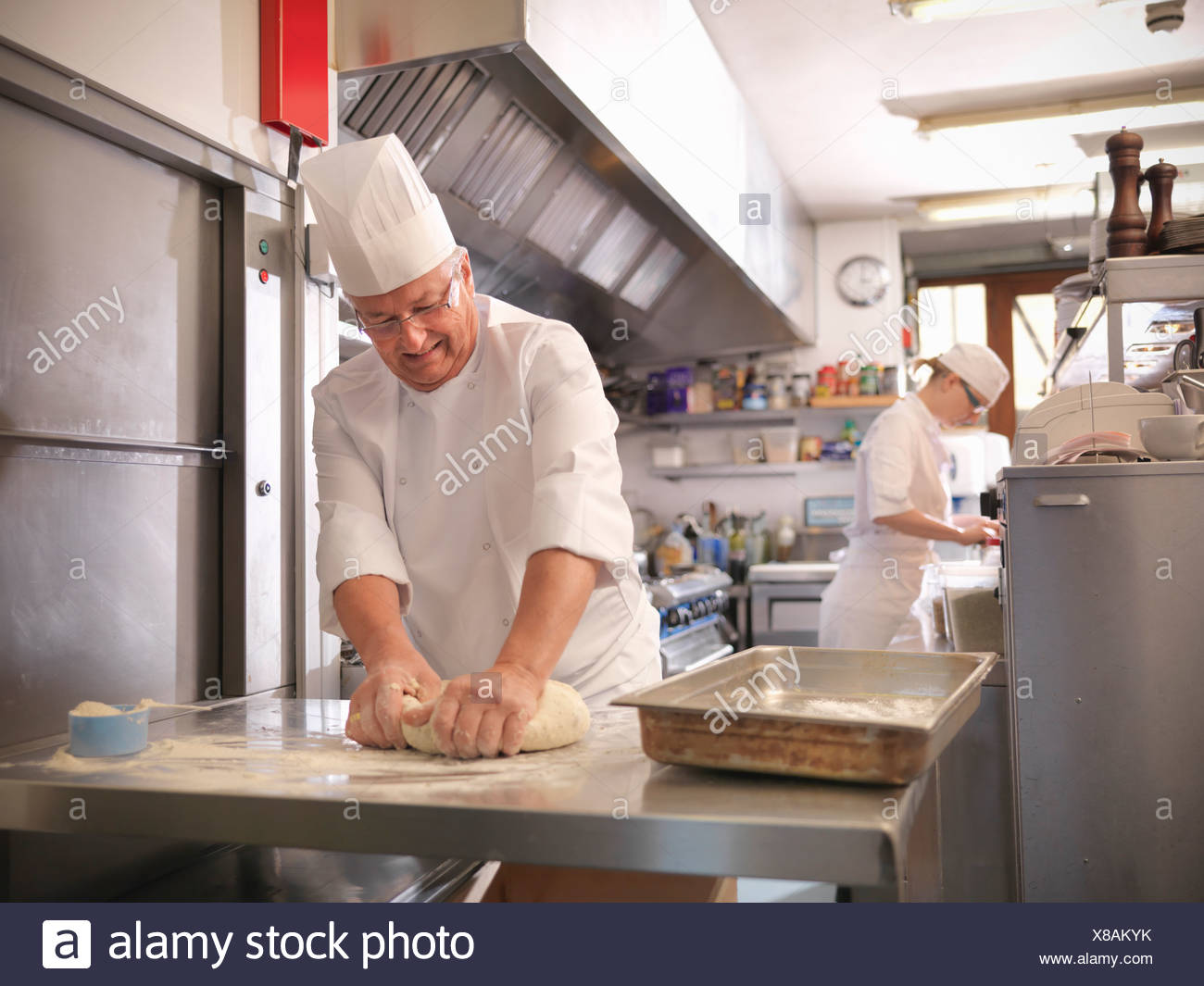 Commercial Kitchen High Resolution Stock Photography and Images - Alamy