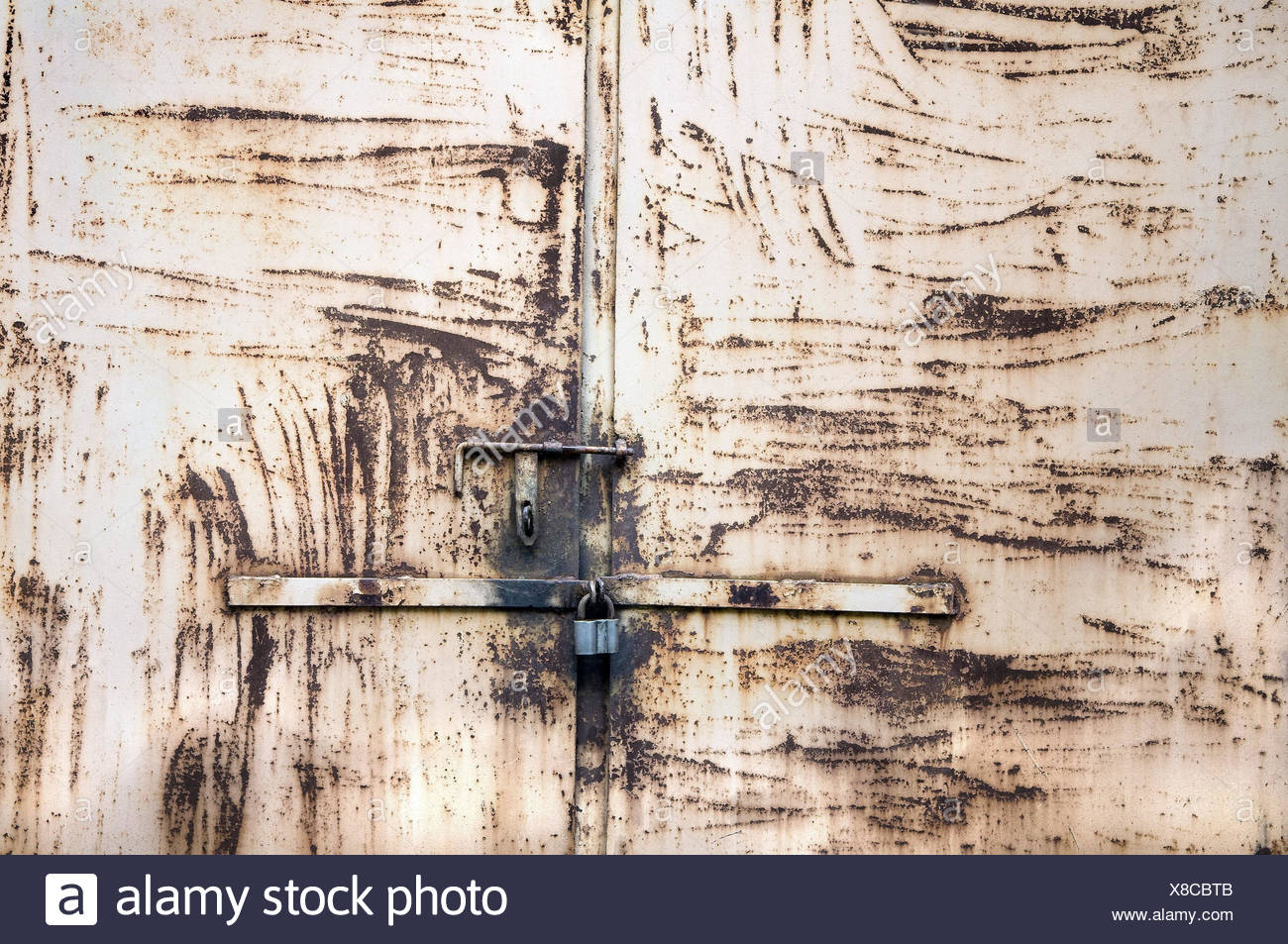 Old Rusty Metal Gate High Resolution Stock Photography and Images - Alamy