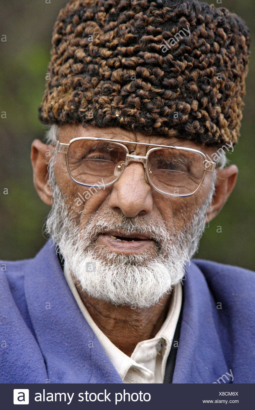 Old Asian Man Beard High Resolution Stock Photography and Images - Alamy