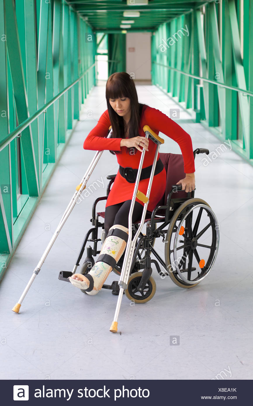 Woman Leg Cast High Resolution Stock Photography and Images - Alamy