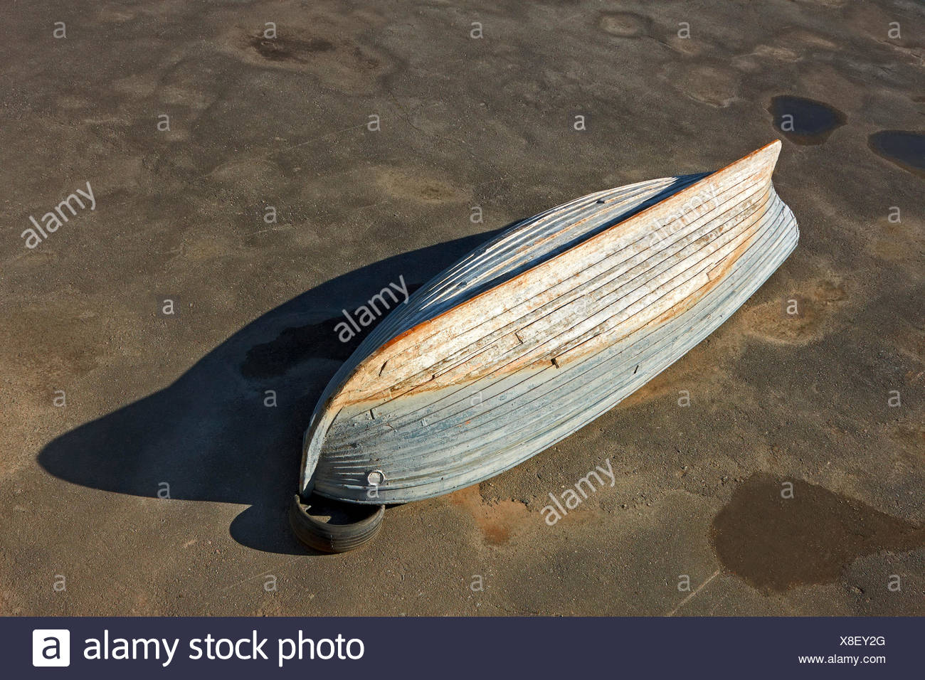 Bottom Of Boat Hull High Resolution Stock Photography and Images - Alamy