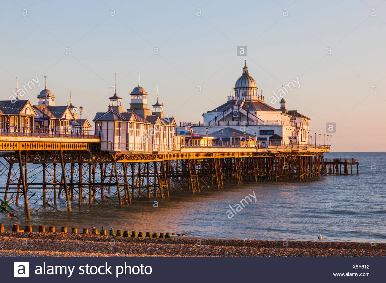 Eastbourne High Resolution Stock Photography and Images - Alamy