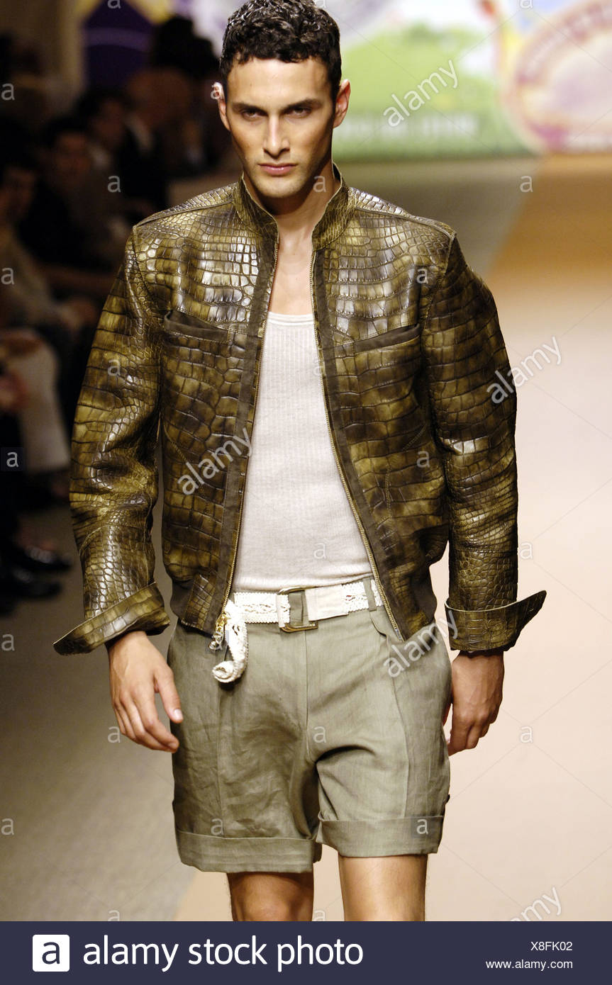 Brunette Fashion Model Walking Runway High Resolution Stock Photography ...