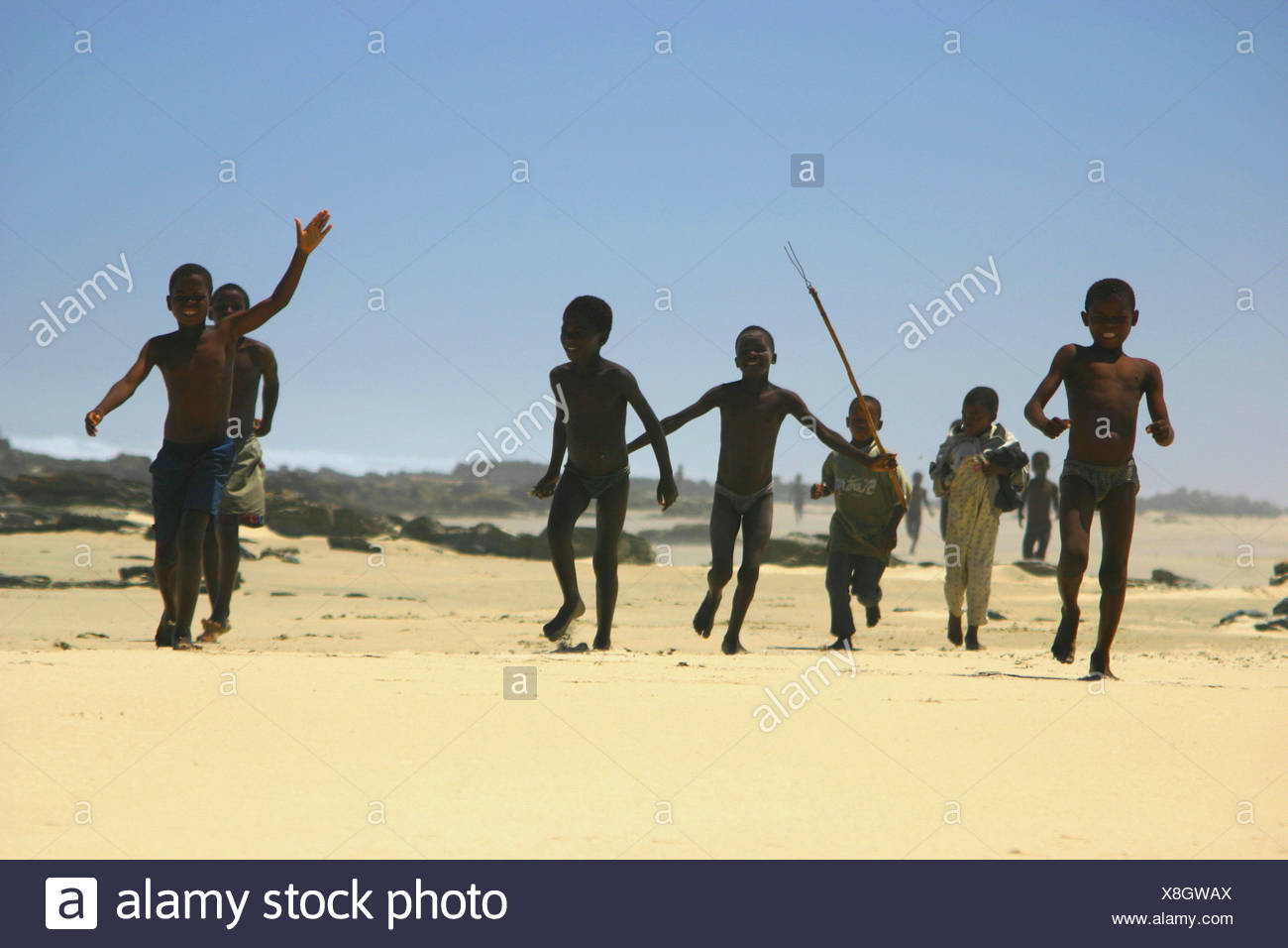 Black Children Waving South Africa Stock Photos & Black Children Waving ...