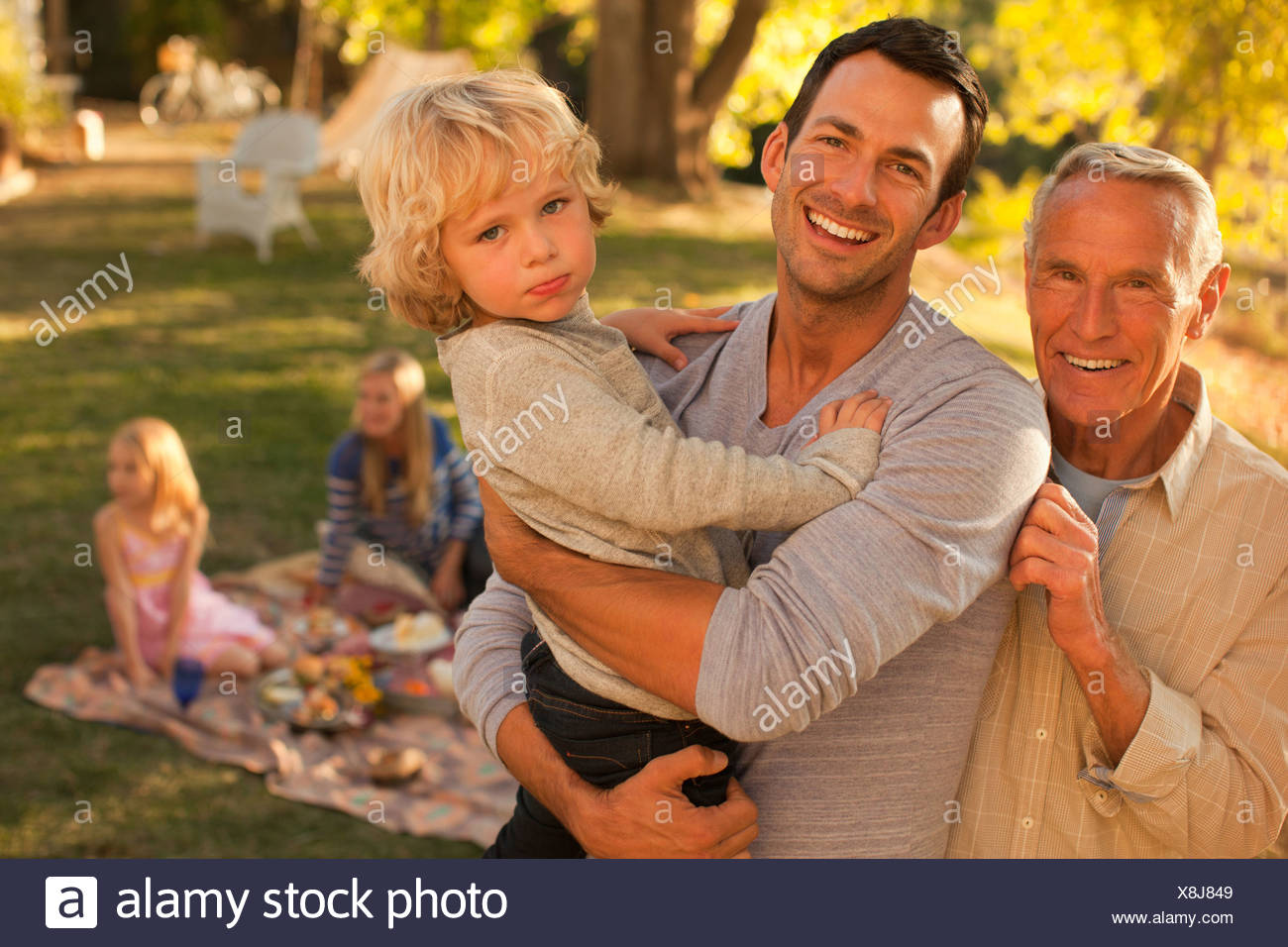 Boys Talking Stock Photos & Boys Talking Stock Images - Alamy