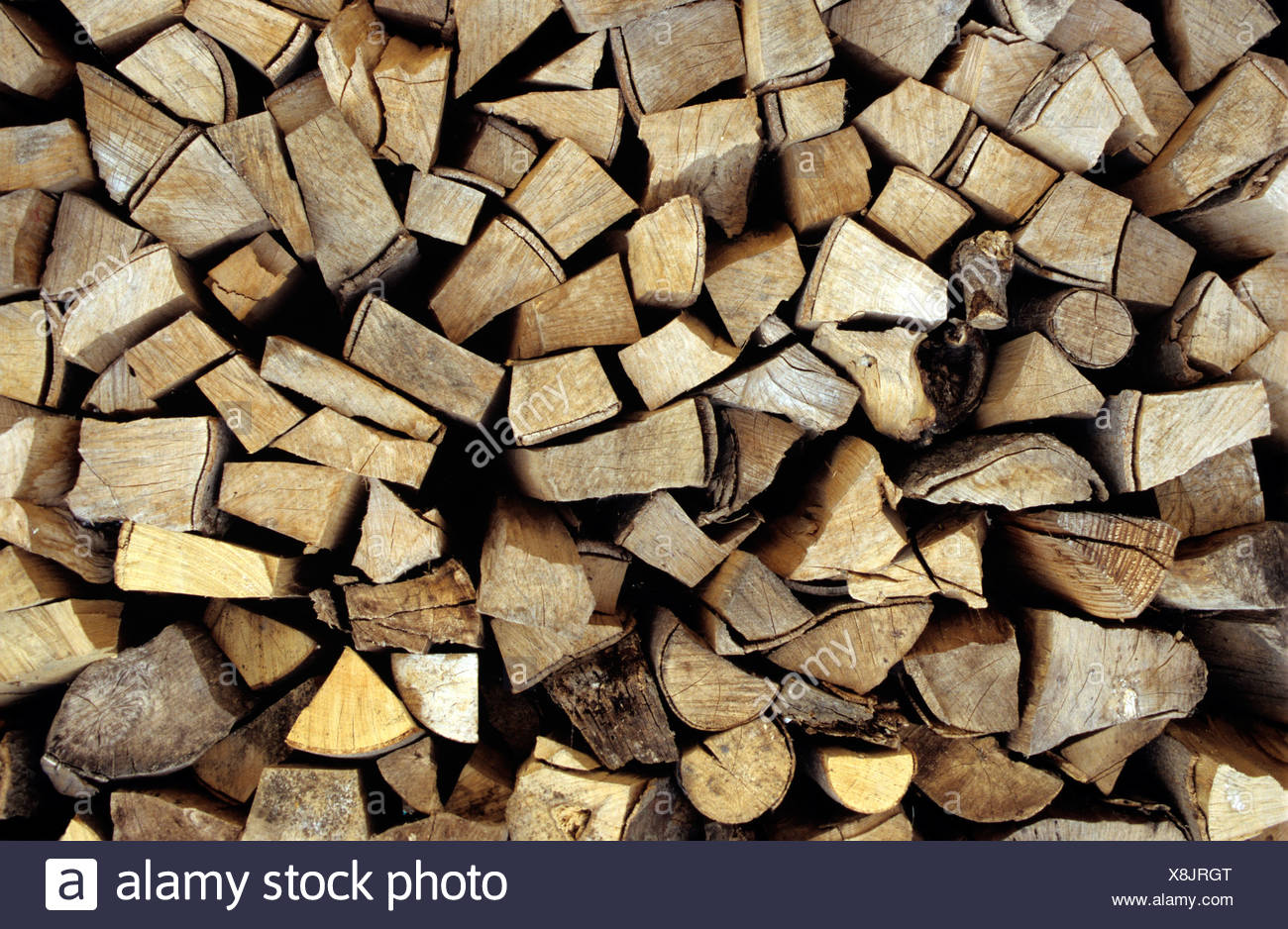 Holzscheit High Resolution Stock Photography and Images - Alamy