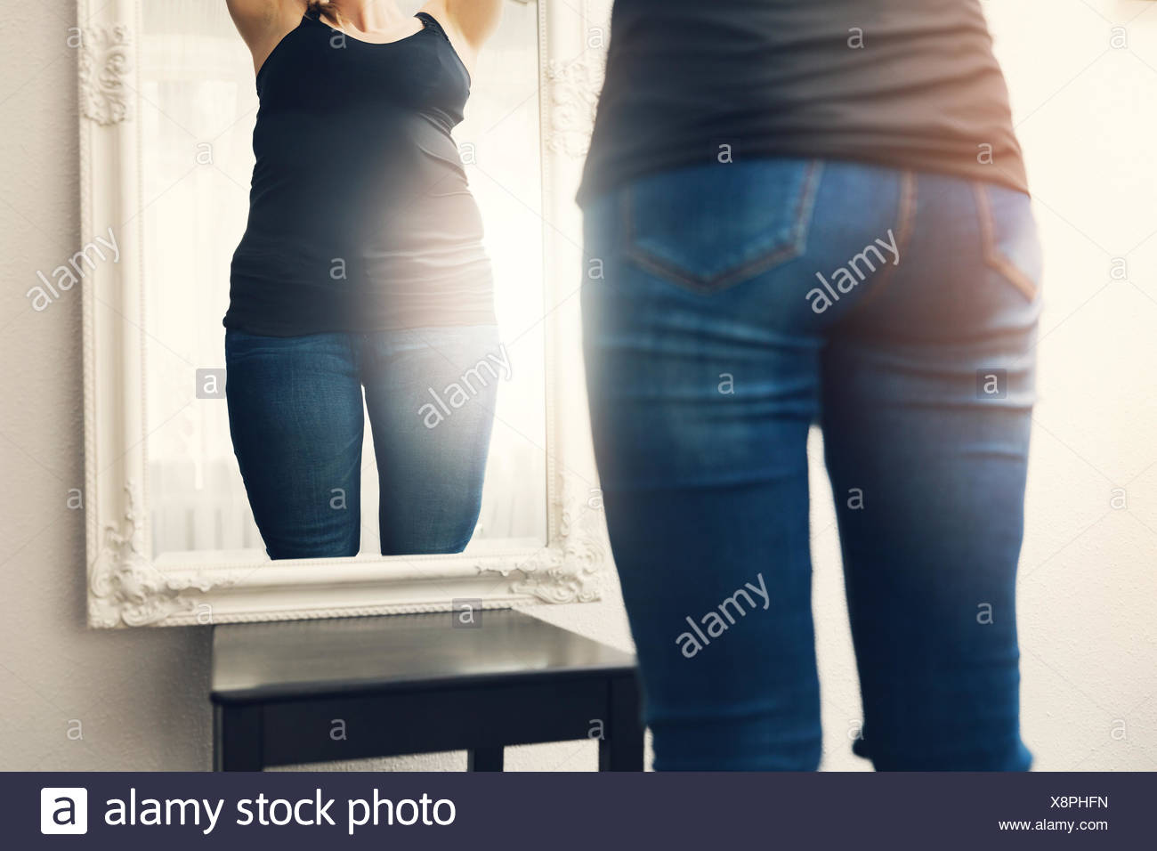 Girl Mirror Fat Thin High Resolution Stock Photography and Images - Alamy