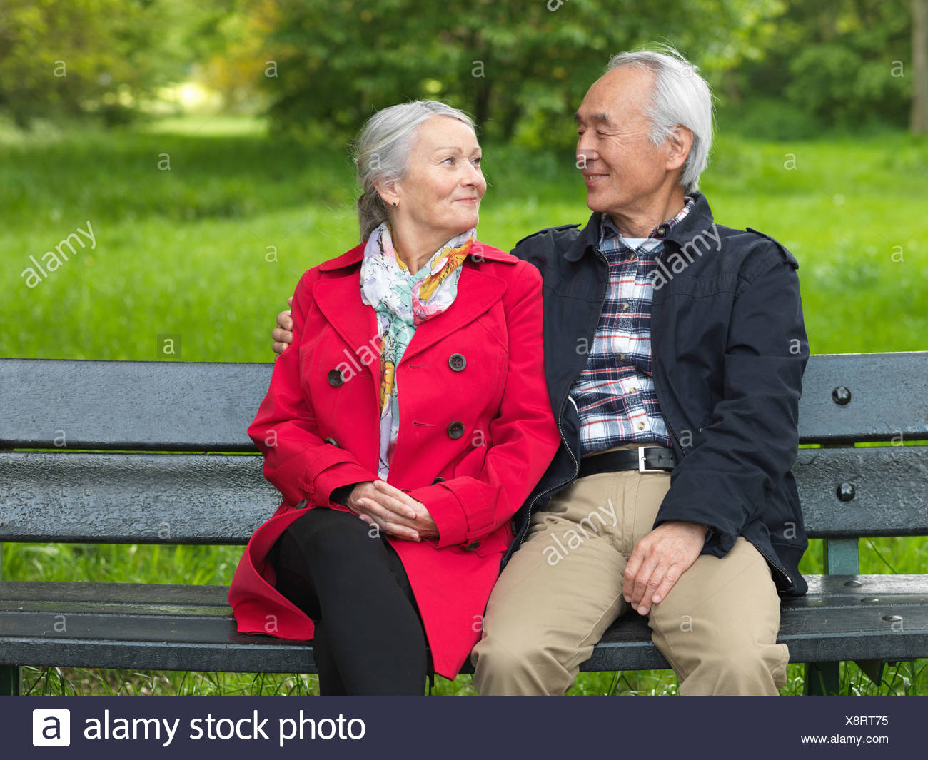 Elderly People Sitting On Bench High Resolution Stock Photography and ...