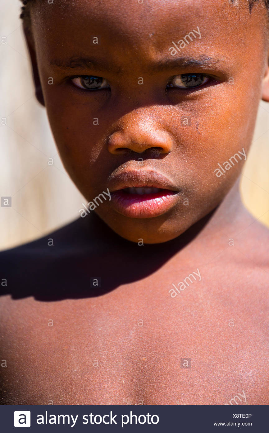 Kalahari Bushman Portrait High Resolution Stock Photography and Images ...