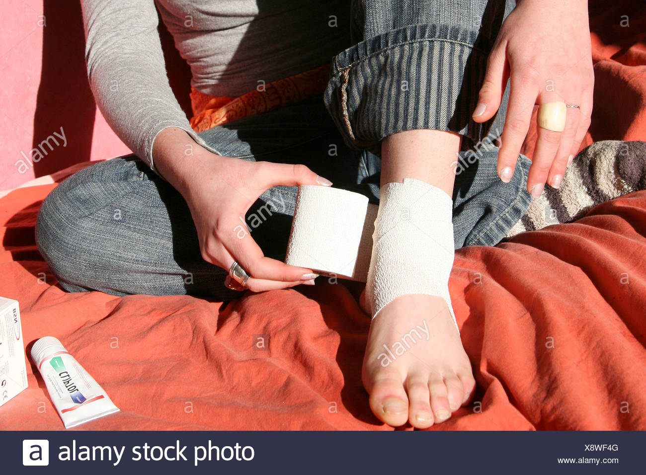 Feet Bandage Stock Photos & Feet Bandage Stock Images - Alamy