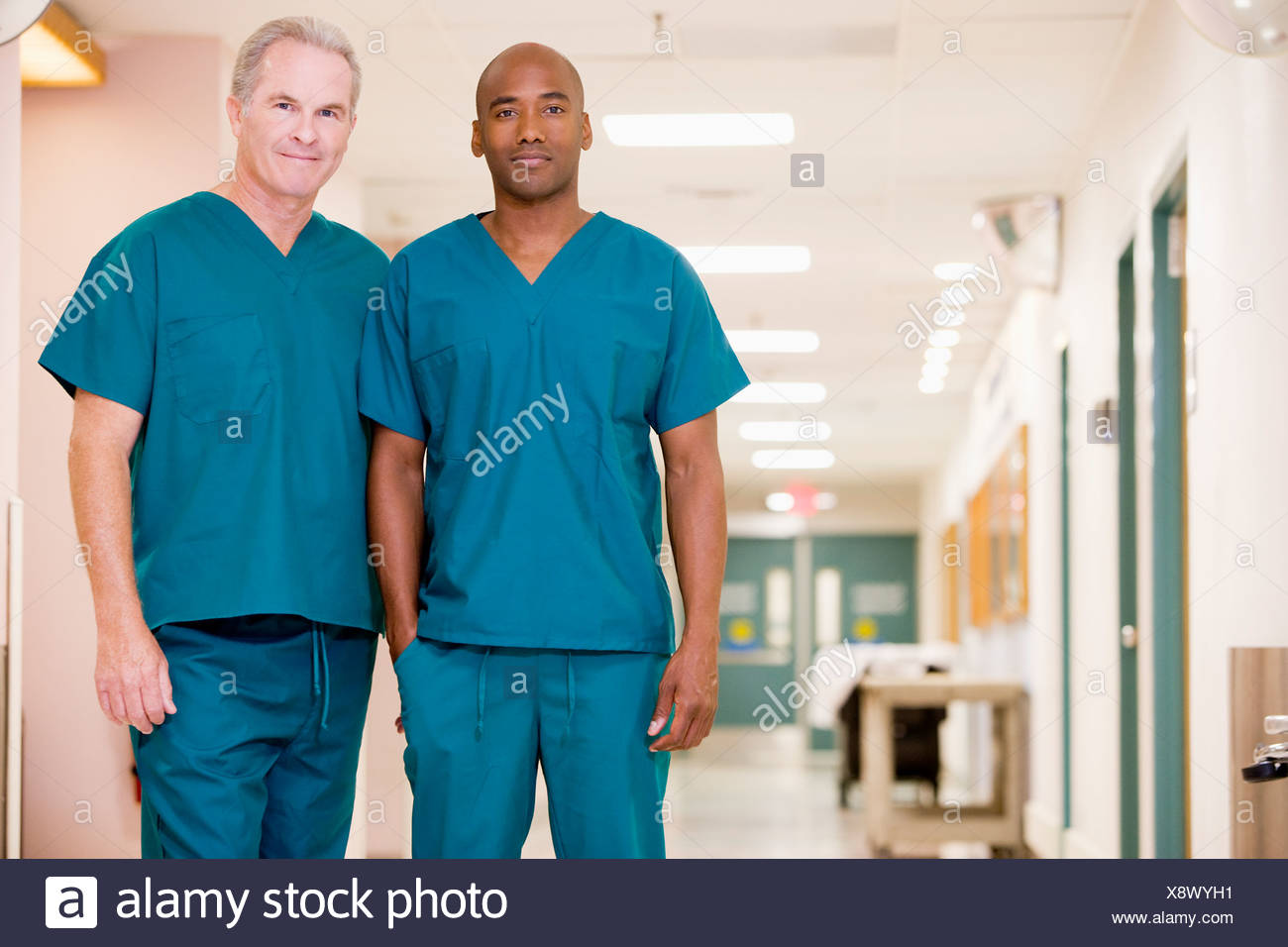 Hospital Orderlies Stock Photos & Hospital Orderlies Stock Images - Alamy